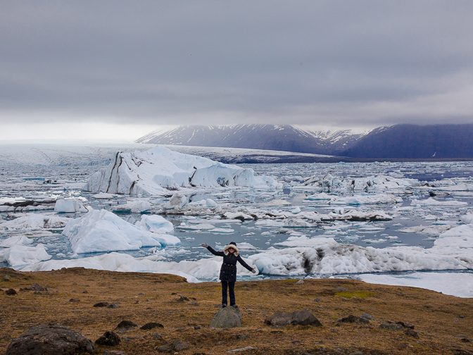 ABOUT - Caroline Callaghan